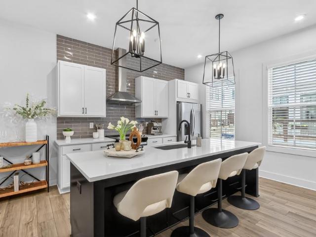 4455 Dandelion Ln, Atlanta, GA 30342 | MLS #7811