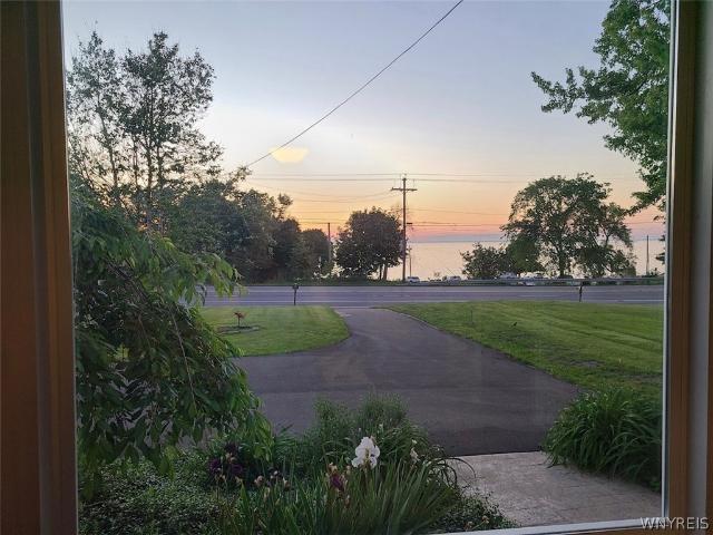 4457 Lake Shore Road