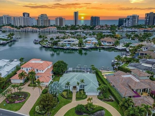 4459 Crayton Rd, Naples, FL 34103