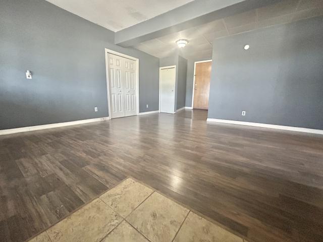4459 London Line, Studio, 1 full bath