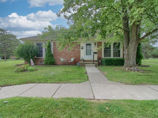 44507 N Umberland Cir, Canton, MI 48187