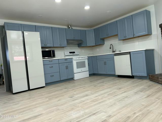 4450 N Main Street