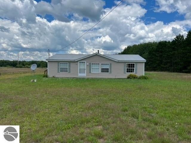 4450 Adams Rd, Lake, MI 48632