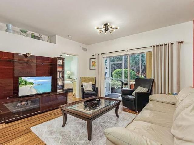 4450 Botanical Pl Cir #105, Naples, FL 34112