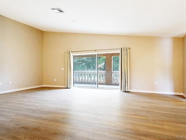 4450 E Windmill Dr Apt 206, Inverness, FL 34453