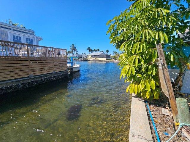 4450 Pine Island Rd NW Unit 15, Matlacha, FL 33993