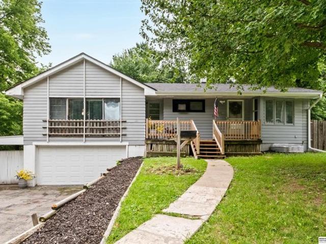 4451 Curtis Ave, Omaha, NE 68111