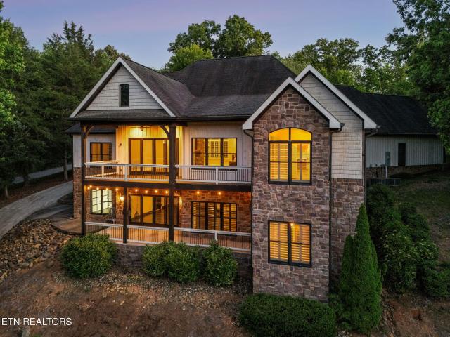 4451 Forrest Ridge Drive