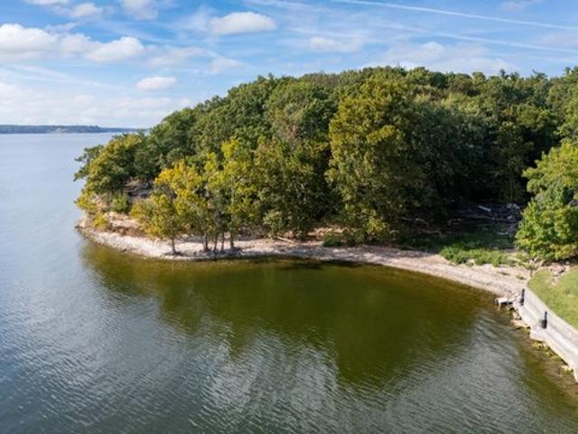 4451 W 20th Rd, Grove, OK 74344