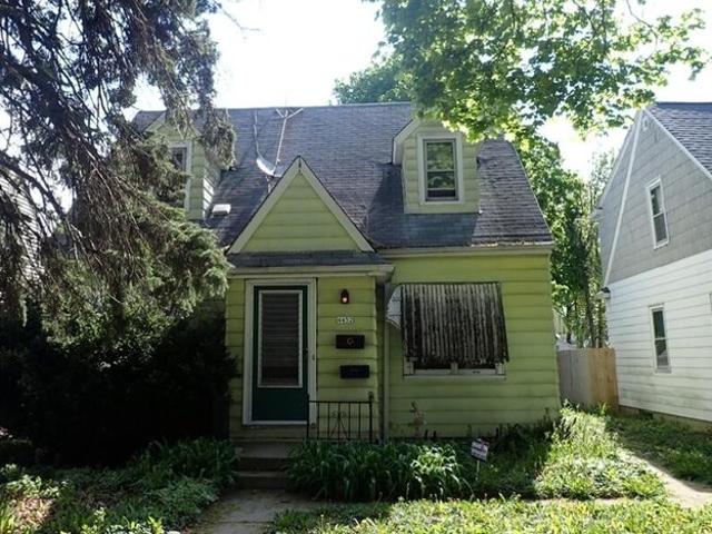 4452 N 55th St, Milwaukee, WI 53218