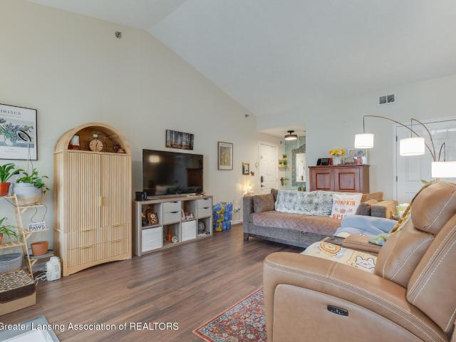 4452 Cricket Ridge # 202