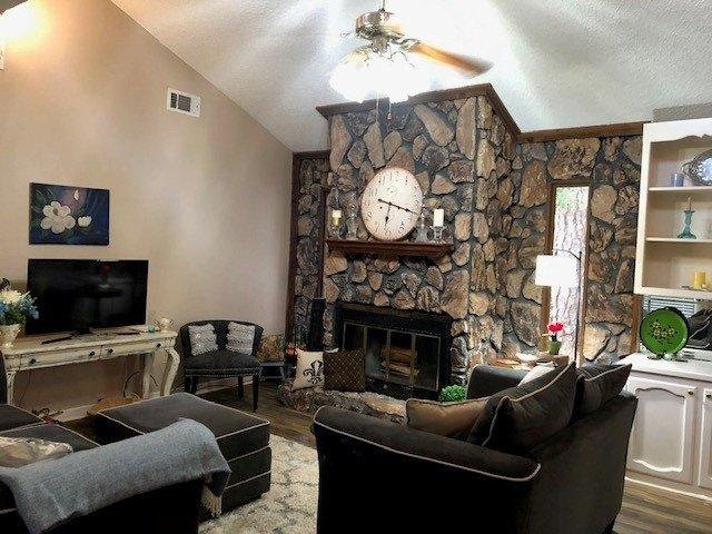 44534 Lakewood Dr, Prairieville, LA 70769