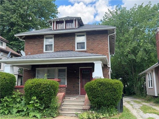 445 10th St, Elyria, OH 44035