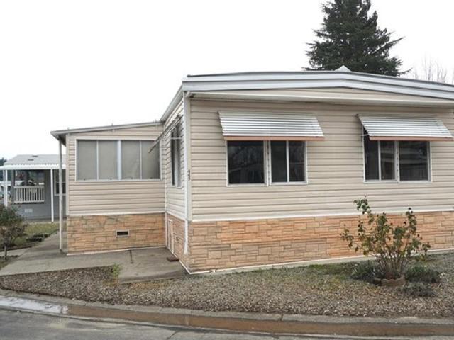 445 Colonial Park Dr, Santa Rosa, CA 95403