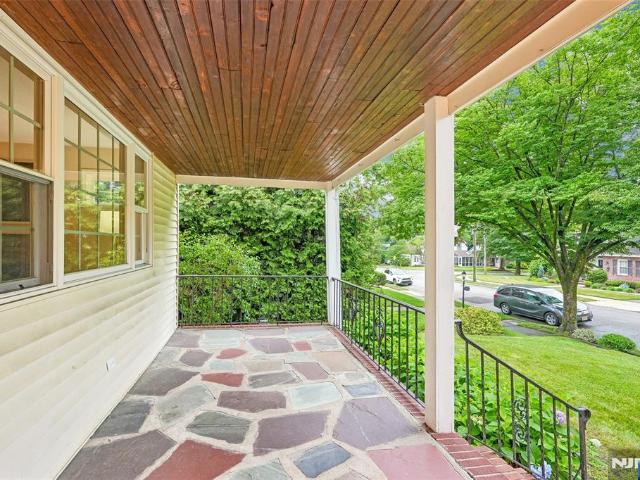 445 Alpine Terrace