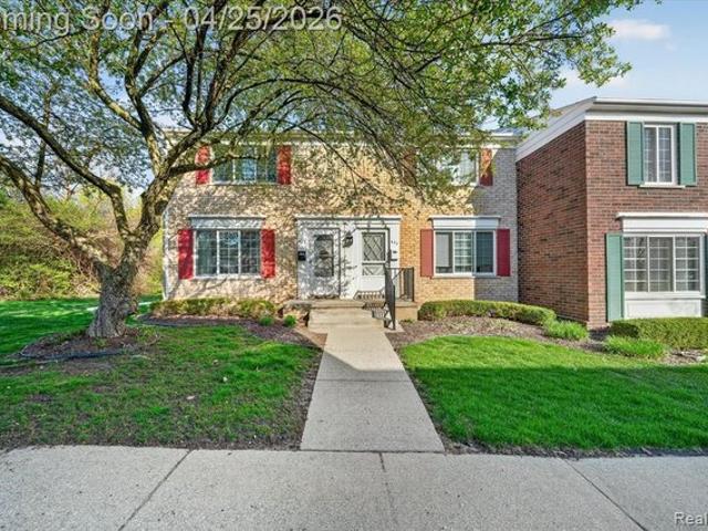 445 Baldwin Ave, Rochester, MI 48307