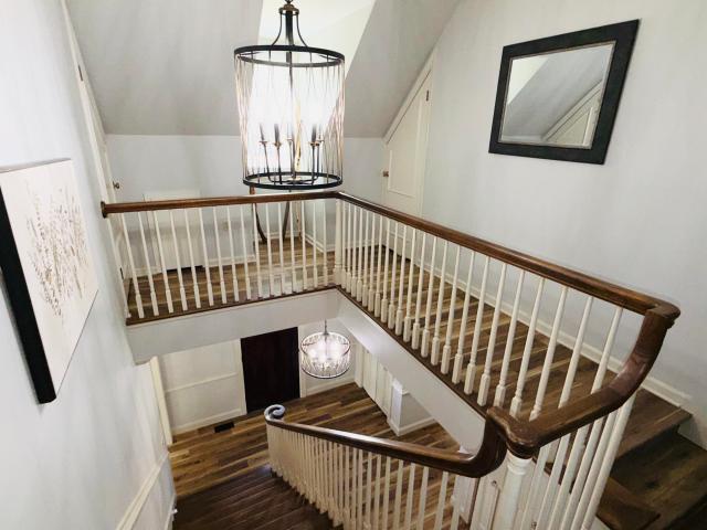 445 Bluff View Drive