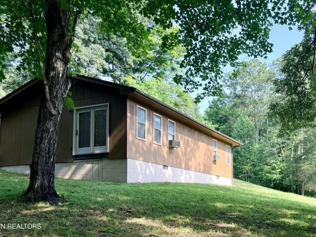 445 Deer Trail Cir, New Tazewell, TN 37825
