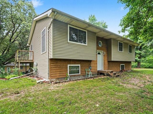 445 E 1100 N, Wheatfield, IN 46392