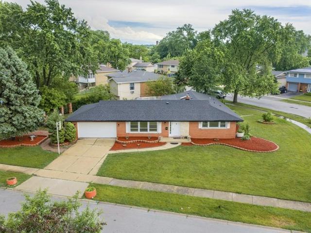 445 E 168th Pl, South Holland, IL 60473