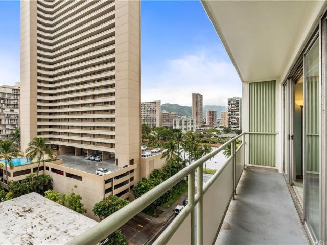 445 Kaiolu St, Unit 905, Honolulu, HI 96815 | MLS #202607 | Compass