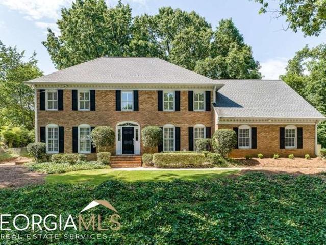 445 Hunters Crossing Dr, Atlanta, GA 30328