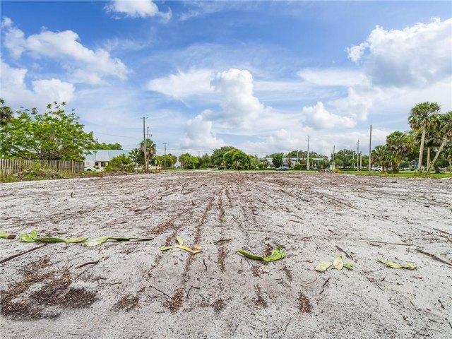 445 Old Dixie Hwy, Vero Beach, FL 32962