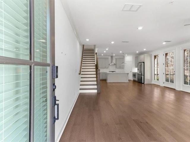 445 Olmstead Way
