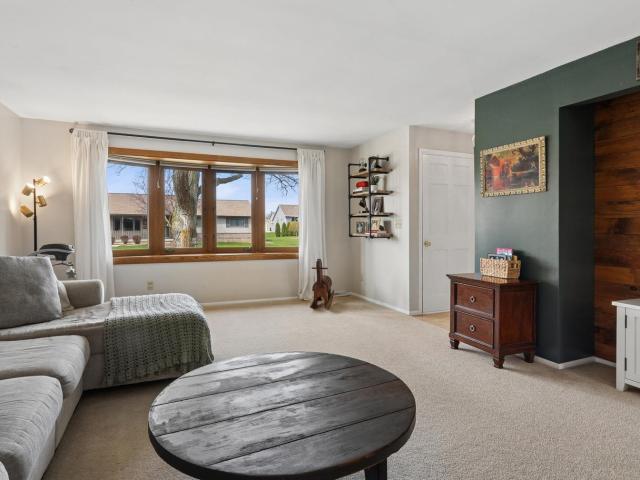 445 La Vesta Ct, Brillion, WI 54110 | MLS #50323 | Compass