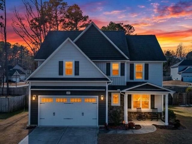 445 Lancaster Dr, Vass, NC 28394