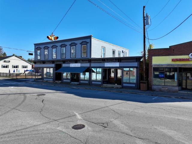 445 Main Street