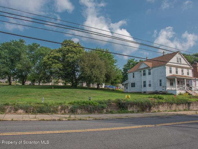 445 Main Street