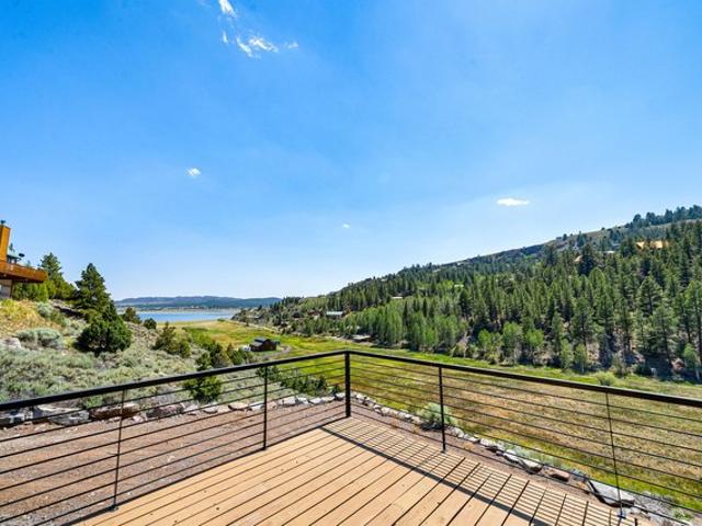 445 N Scenic Dr, Panguitch Lake, UT 84759