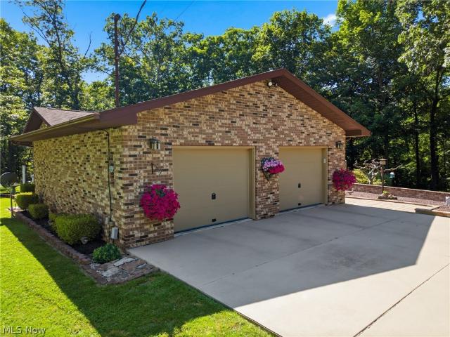 445 Northlake Drive