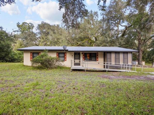 445 NE 649th St, Old Town, FL 32680