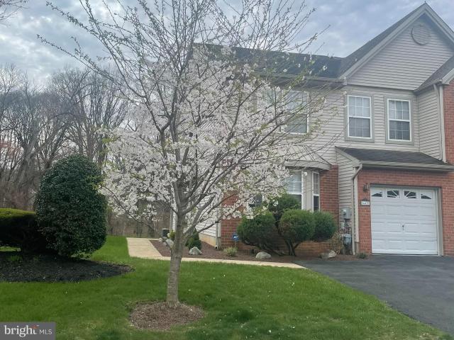445 Nicholas Dr, Southampton, PA 18966 | MLS #PABU2118