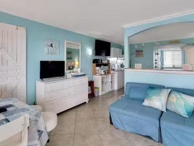 445 S. Gulfview Blvd, Unit 412 445 S Gulfview Blvd