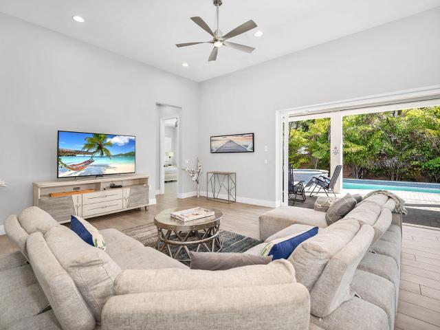 445 S Heathwood Dr, Marco Island, FL 34145 | MLS #2260