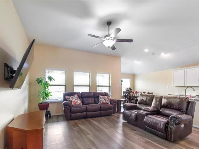 445 Saguaro Drive