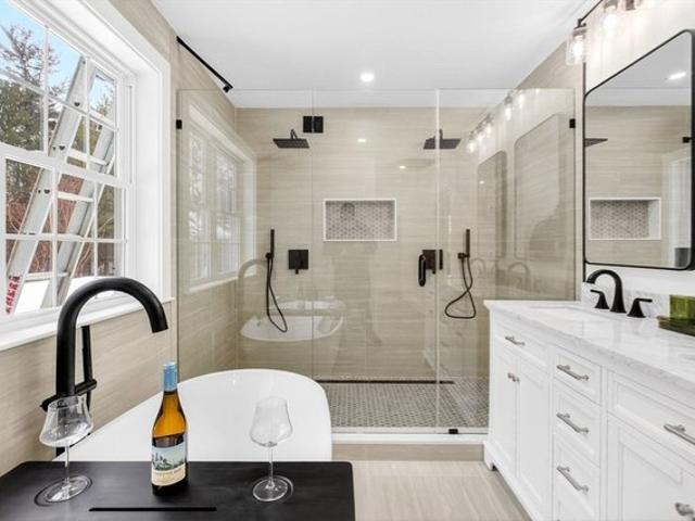 445 Salem St, North Andover, MA 01845