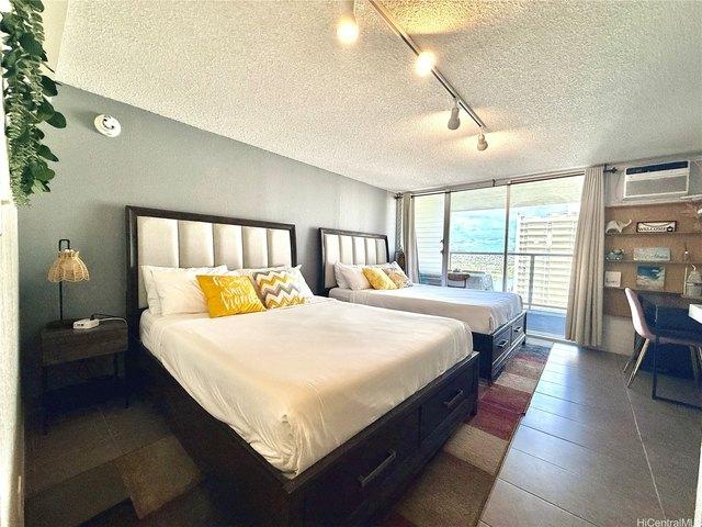 445 Seaside Ave Apt 1907, Honolulu, HI 96815