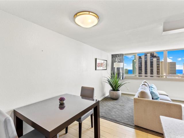 445 Seaside Ave, Unit 2220, Honolulu, HI 96815 | MLS #202604 | Compass