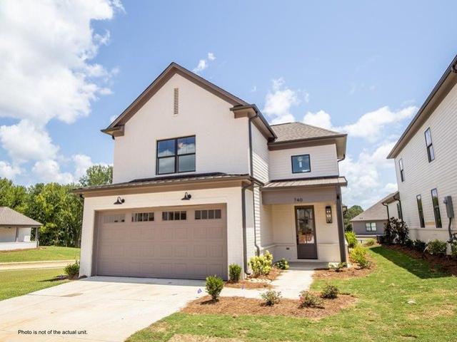445 Stillwater Ln, Oxford, MS 38655