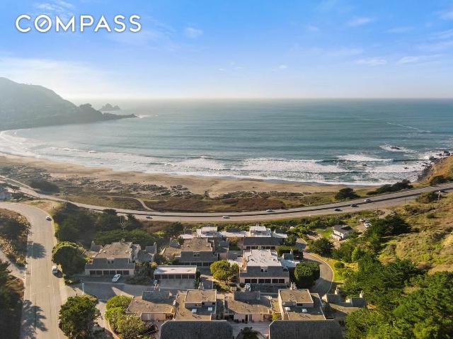 445 Roberts Rd, Pacifica, CA