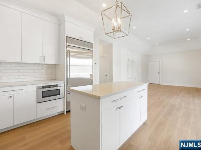 445 Ramapo Valley Road # 3