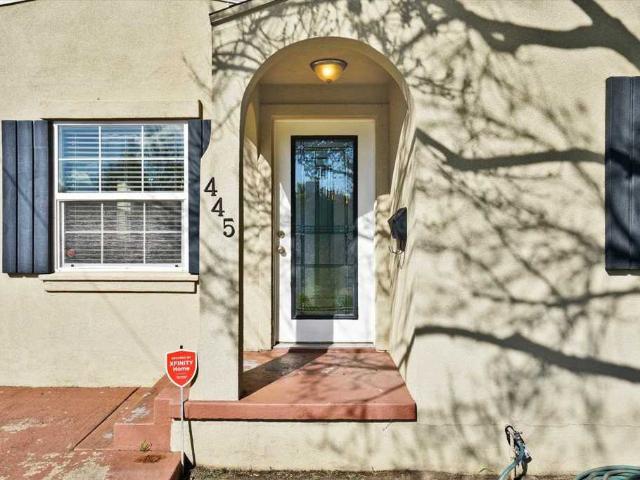 445 W Lowell Ave