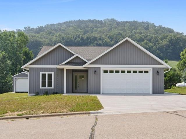 445 Whitetail Dr, Stoddard, WI 54658