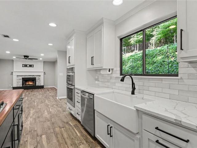 445 Taberwood Way