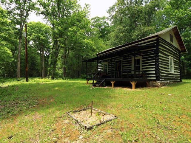 4464 Tram Road