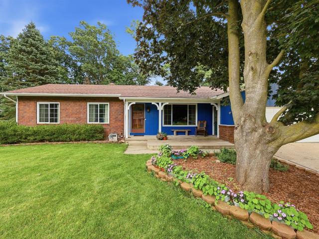 4464 Trail View